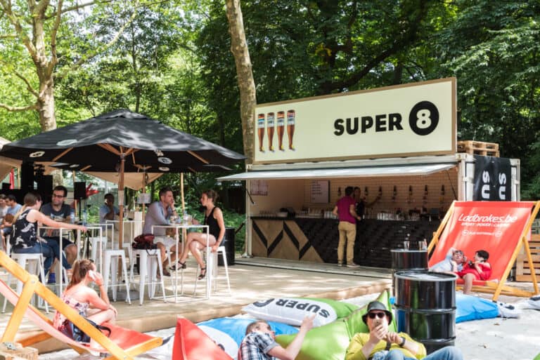 What Is a Pop-Up Bar? (& Why Are They Trending) | DineWithDrinks