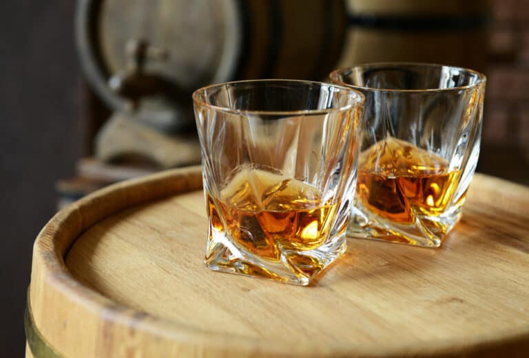 What Is a Dram of Whiskey? (& Why It Is Used) | DineWithDrinks