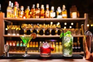 What Is Bottom-Shelf Liquor - And Does It Matter? | DineWithDrinks
