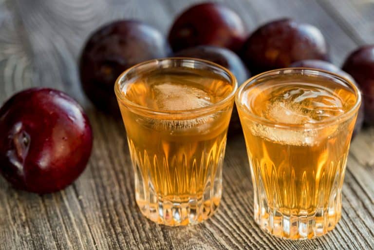 How To Drink Slivovitz (The Ultimate Guide) | DineWithDrinks