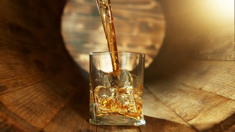 How To Tell if Whiskey Has Gone Bad (Must-Know Signs) | DineWithDrinks