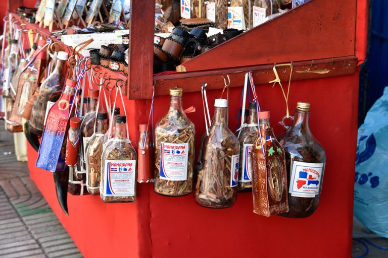 How To Drink Mamajuana: A Complete Guide | DineWithDrinks