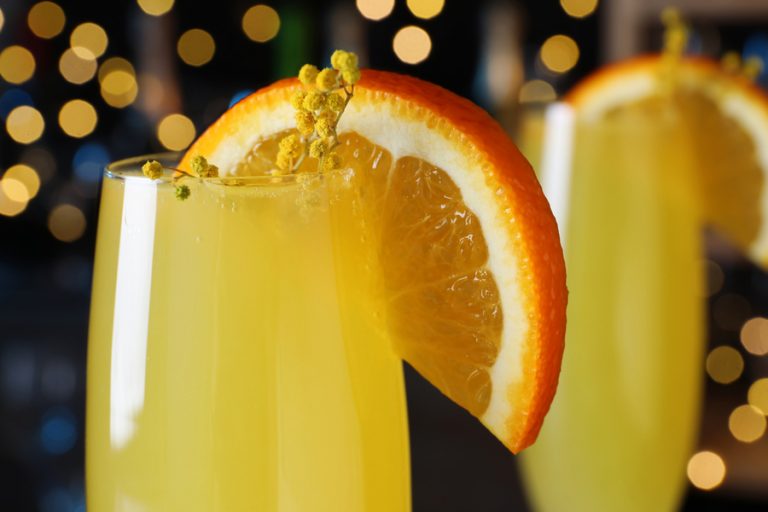 How Much Champagne for a Mimosa Bar? | DineWithDrinks