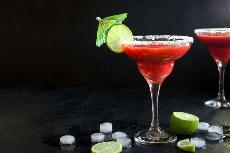 What Color Is a Margarita? | DineWithDrinks