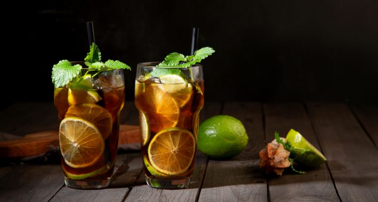 What Is a Well Drink? (The Ultimate Guide) | DineWithDrinks