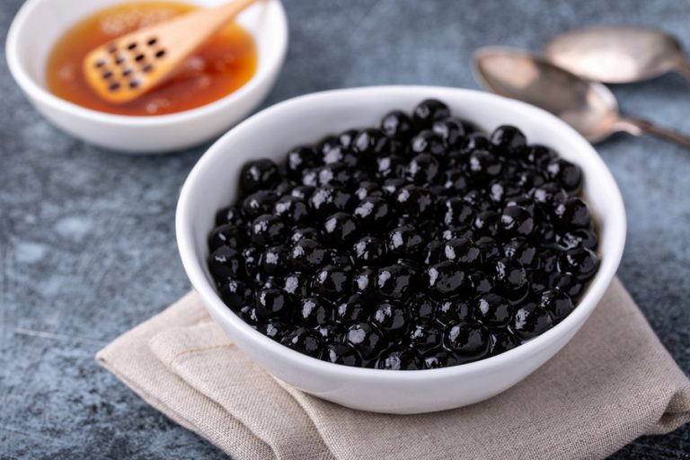 What Are the Black Balls in Boba Drinks? (Bubble Tea) | DineWithDrinks
