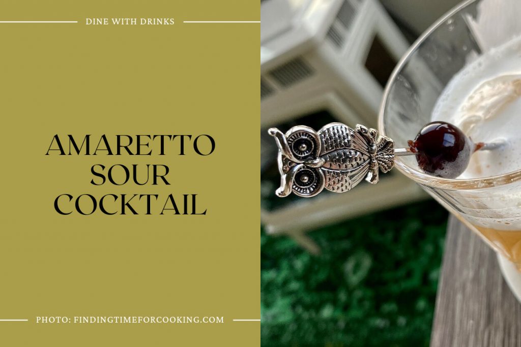28 Amaretto Cocktails That Will Make Your Taste Buds Sing! | DineWithDrinks
