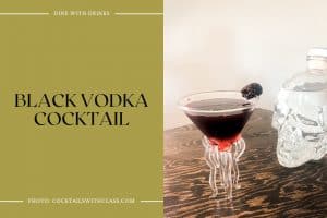 10 Black Vodka Cocktails To Add A Dark Twist To Your Night ...