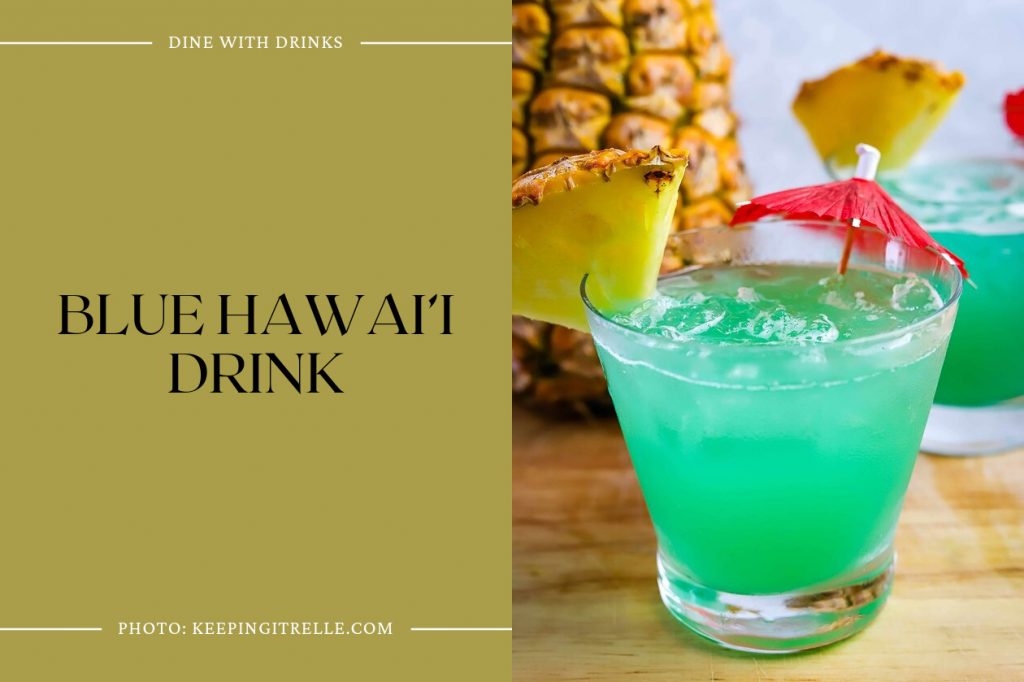 21 Hawaiian Cocktails That Will Transport You to Paradise | DineWithDrinks