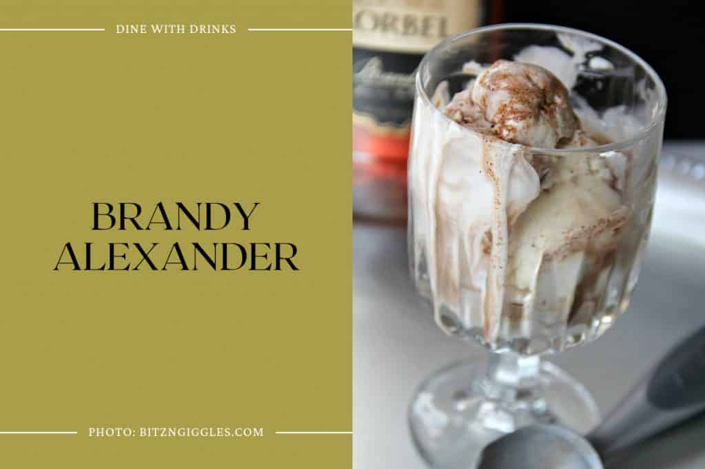 29 Ice Cream Cocktails That Will Sweeten Up Your Summer! | DineWithDrinks