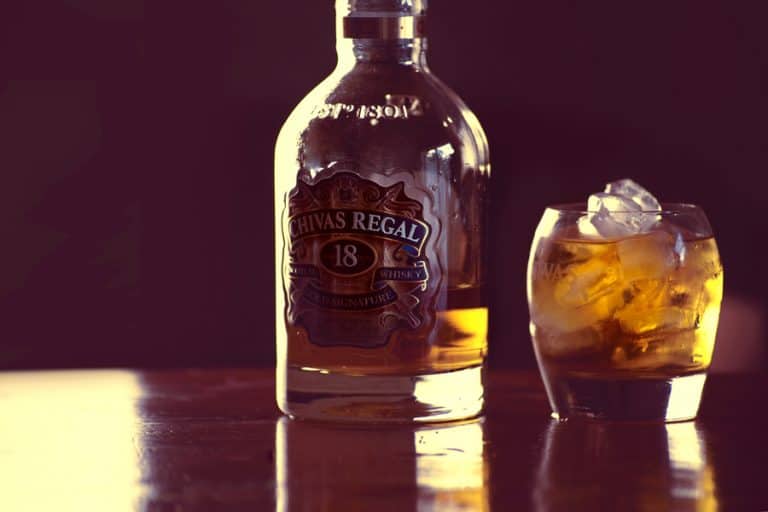 Most Popular Drinks in China (Alcoholic & Non-Alcoholic) | DineWithDrinks