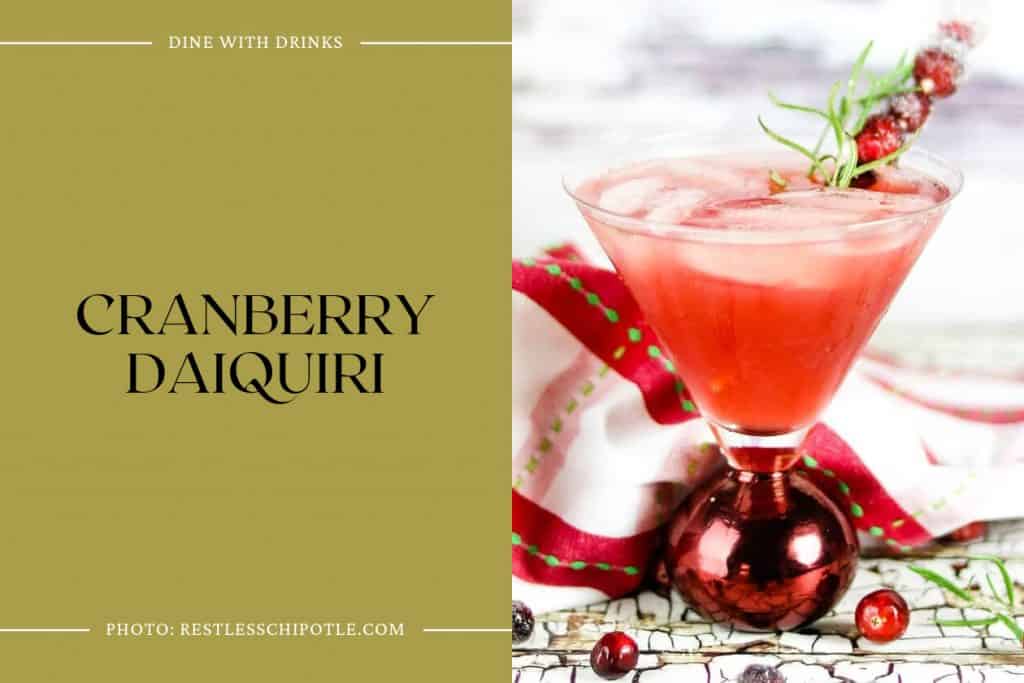 14 Christmas Rum Cocktails to Get You in the Holiday Spirit ...