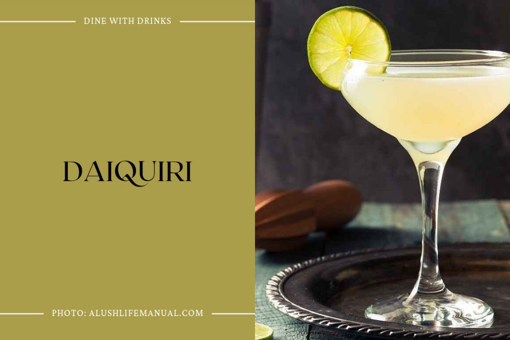 19 White Cocktails That Will Make You Feel Like Royalty | DineWithDrinks