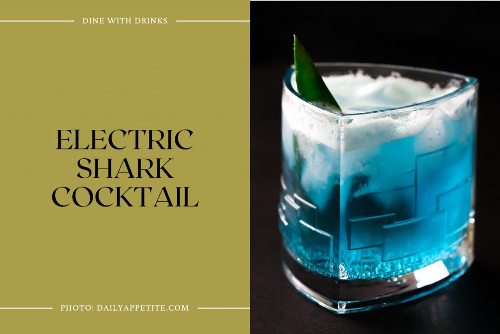 29 Ocean Cocktails that Will Make You Feel Like a Mermaid | DineWithDrinks