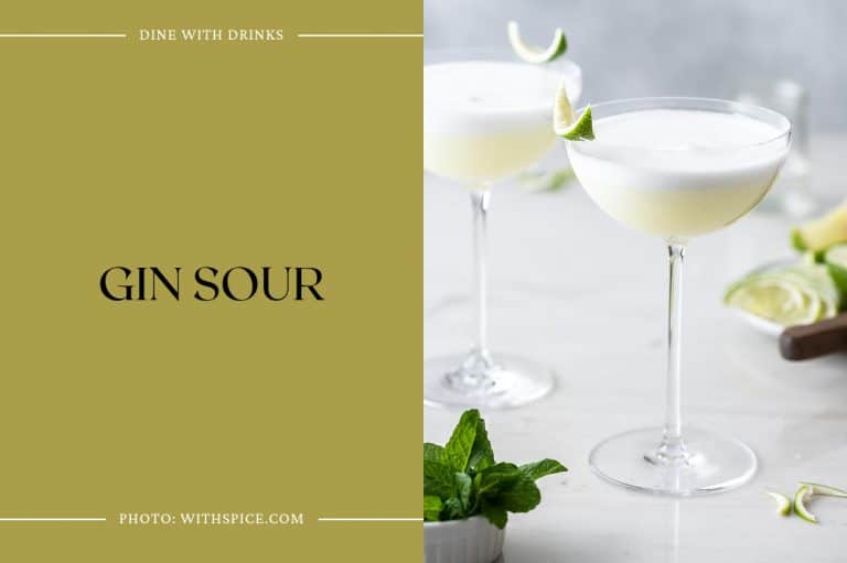 28 Foam Cocktails That Will Have You Sipping on Clouds! | DineWithDrinks