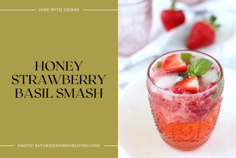 27 Summer Pool Cocktails to Keep You Cool and Refreshed | DineWithDrinks