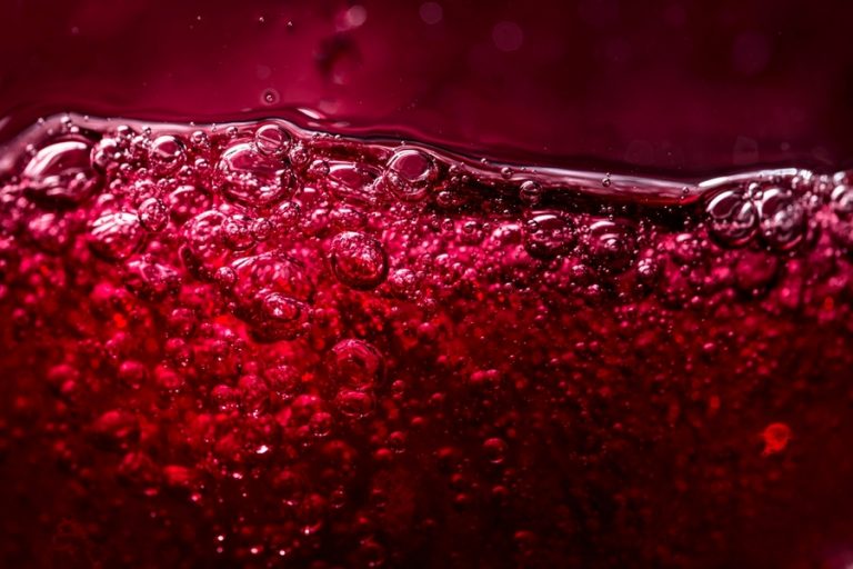 Why Do Some Red Wines Feel Carbonated (or Fizzy) | DineWithDrinks