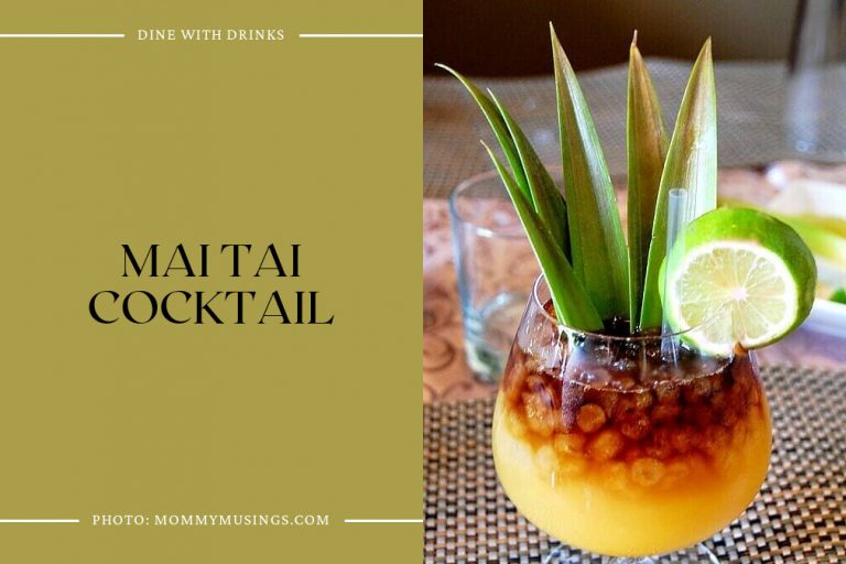 21 Hawaiian Cocktails That Will Transport You to Paradise | DineWithDrinks