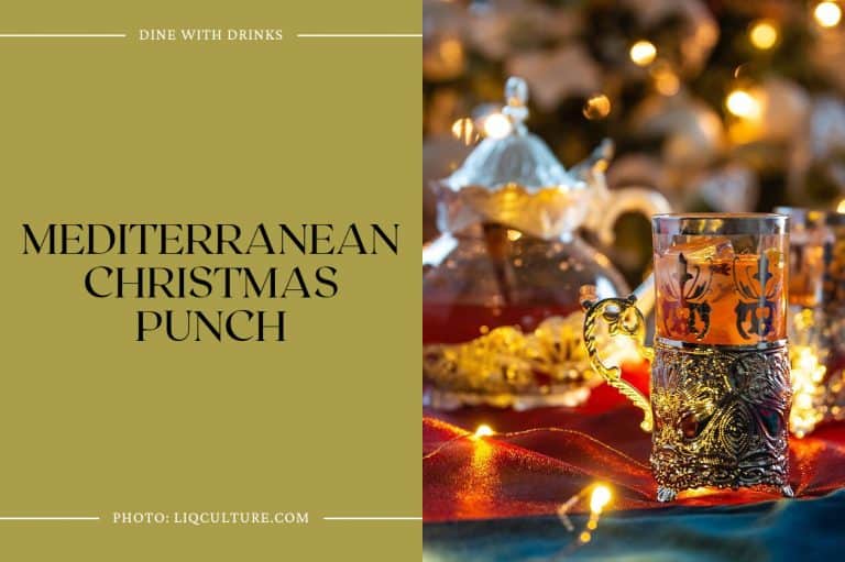 23 Christmas Punch Bowl Cocktails to Jingle Your Bells! | DineWithDrinks