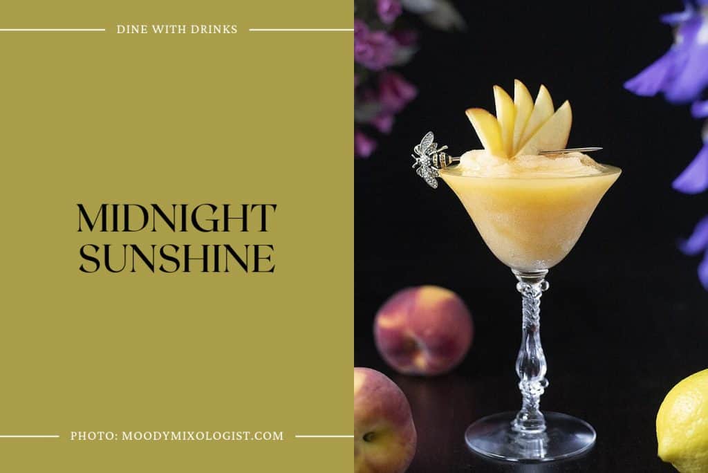 10 Nordic Cocktails to Put Some Hygge in Your Glass | DineWithDrinks