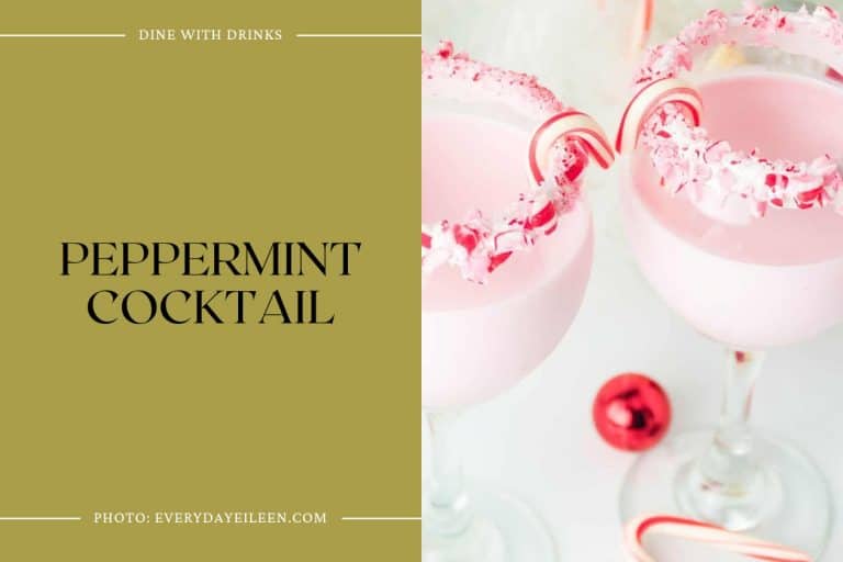 26 Holiday Peppermint Cocktails to Jingle Your Tastebuds | DineWithDrinks