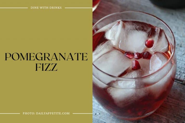 18 Light Holiday Cocktails to Keep You Jolly and Bright! | DineWithDrinks