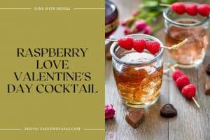 30 Raspberry Liqueur Cocktails You'll Fall in Love With! | DineWithDrinks