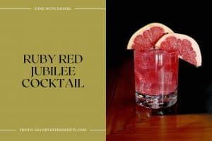 35 Red Cocktails That'll Make Your Taste Buds Tickled Pink ...