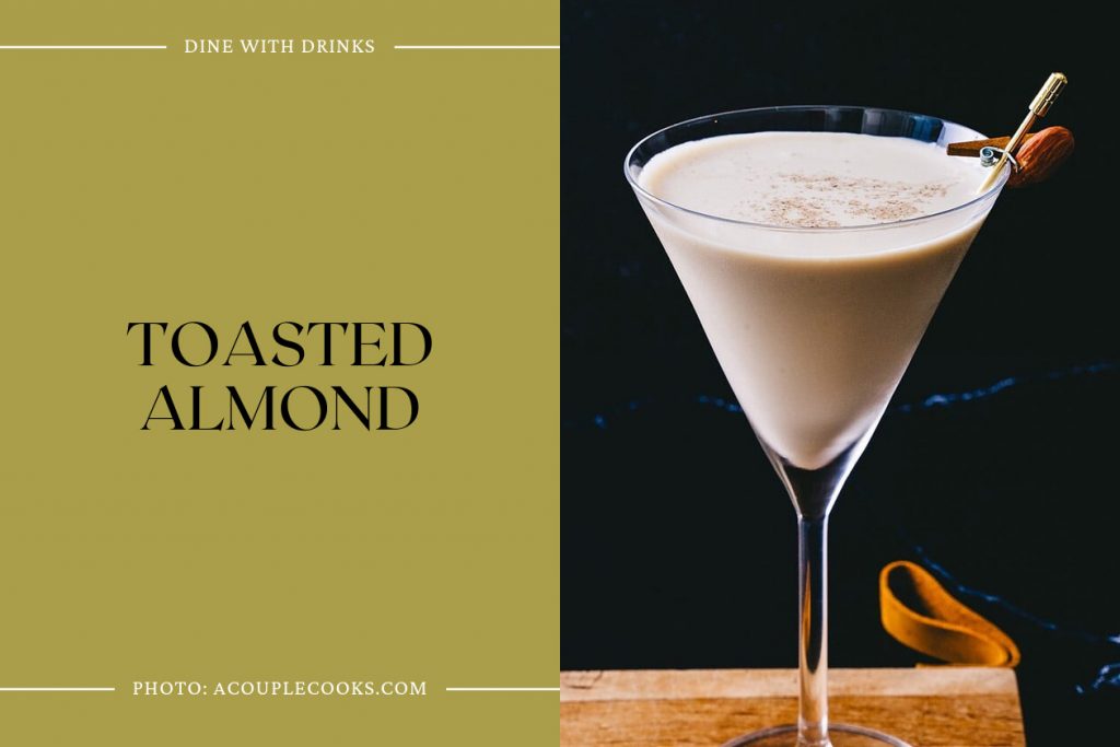 28 Amaretto Cocktails That Will Make Your Taste Buds Sing! | DineWithDrinks