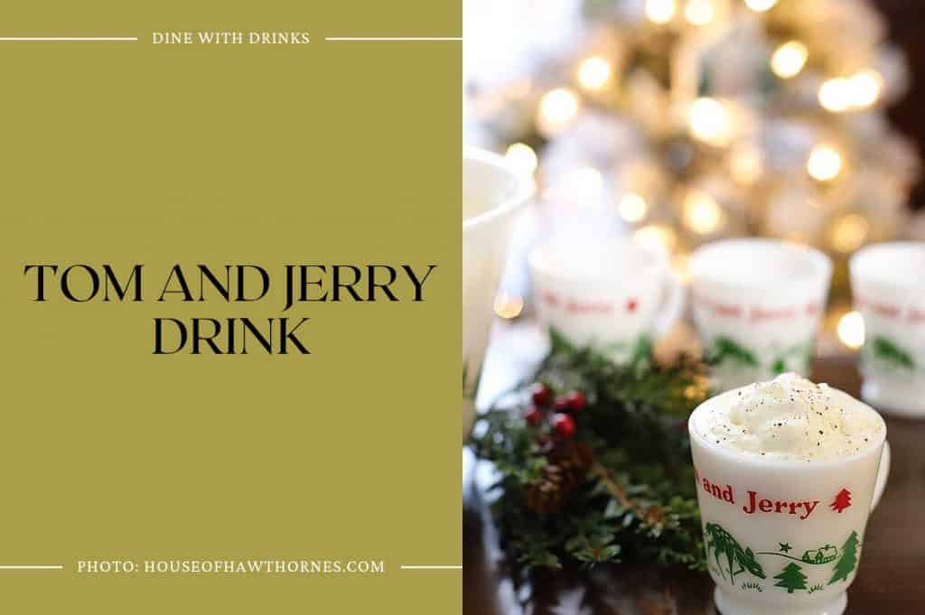21 Classic Christmas Cocktails to Get You Merrily Tipped! | DineWithDrinks