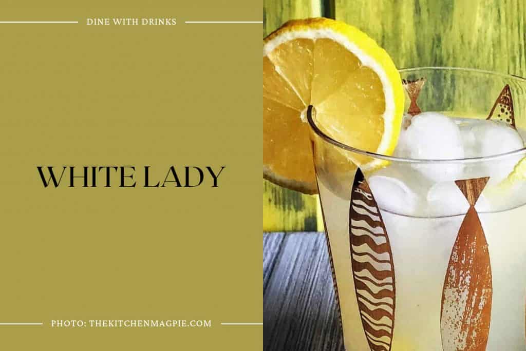 13 Lady Cocktails to Sip and Savor Like a Sophisticated Siren ...