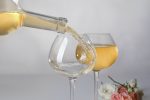 What Does Pinot Grigio Taste Like? (A Detailed Guide) | DineWithDrinks