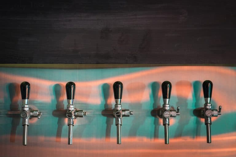 Things To Know About Serving Cocktails on Draft | DineWithDrinks