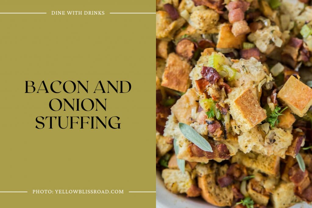 15 Traditional Thanksgiving Recipes to Savor Every Bite | DineWithDrinks
